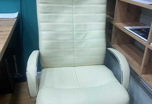 Кресло новое