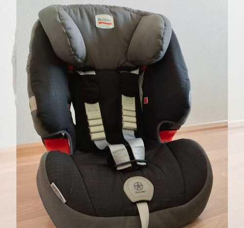 Автомобильное кресло britax romer