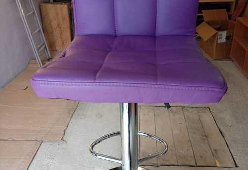 Барный стул. Б/у мало. Цвет фиолетовый, газ-лифт