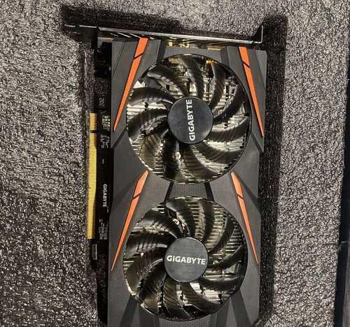 Видеокарта radeon rx460 Gigabyte