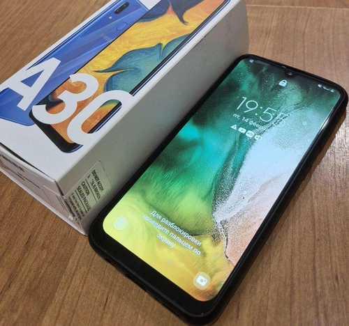 Samsung Galaxy A30, 3/32 ГБ