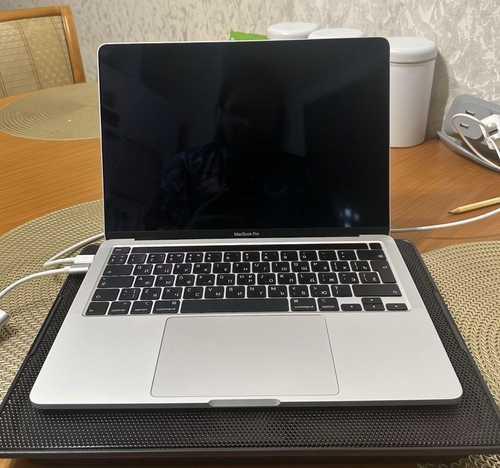 MacBook Pro 14 (2023), 512 ГБ, M3 Pro (12-core), RAM 8 ГБ, GPU 18-core