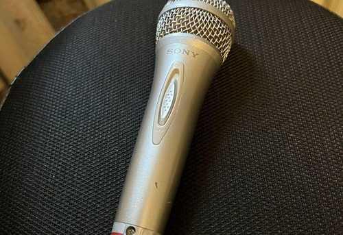 Динамический микрофон Sony F-V620