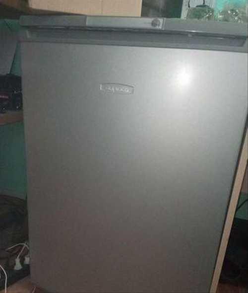 Холодильник Бирюса Б-M8 на гарантии