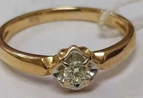 Золотое кольцо с бриллиантом 15 р-р(16300)