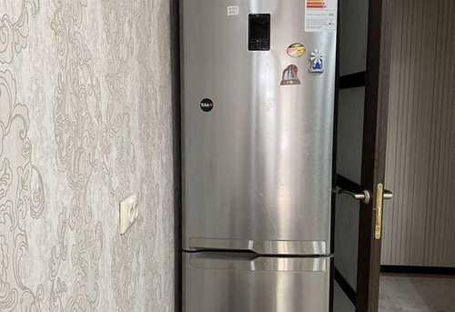 Холодильник двухкамерный Samsung - No Frost