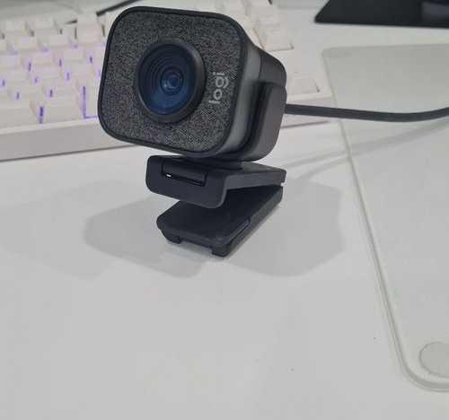 Веб-камера logitech streamcam