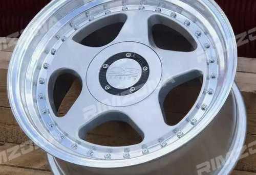 Литой диск OZ R16 4x100/4x114.3