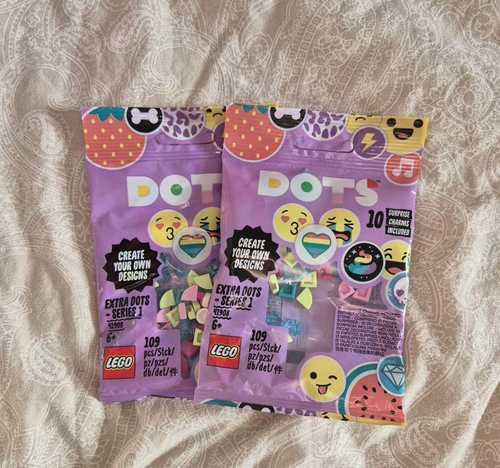 Lego dots