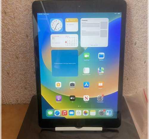 iPad 7-th/SIM/128gb/10.2 дюйма. Отличное состояние