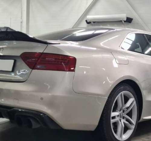 Спойлер на багажник Audi A5 coupe 07-16 R style