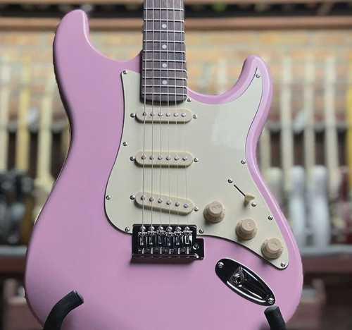 Электрогитара DeMarco dmsest200 Stratocaster SSS P