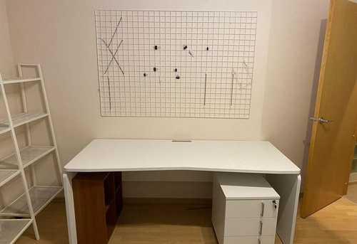Письменный стол IKEA, тумба, доска, стелажи