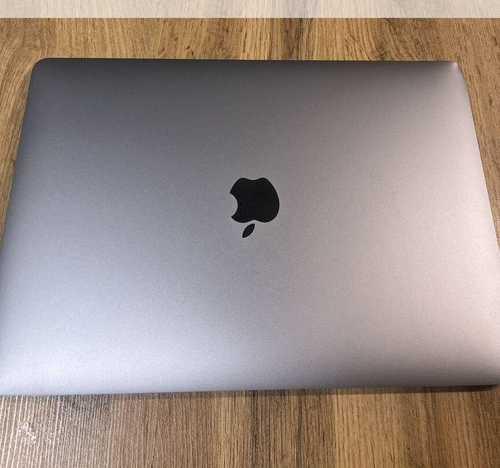 Apple macbook pro 13 2019