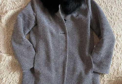 Пальто зимнее с натуральным мехом 42-44