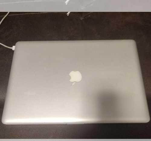 Apple MacBook Pro 17 2010года