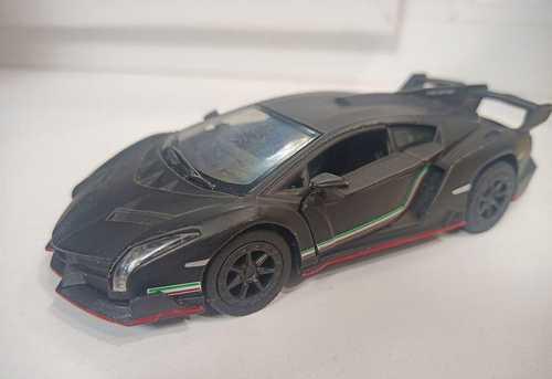 Модель автомобиля Lamborghini Veneno Kinsmart 1/36