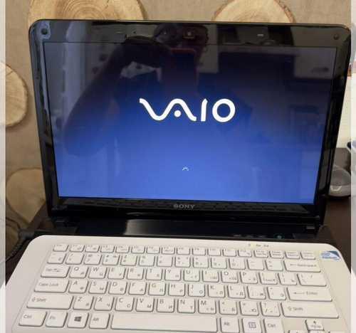 Ноутбук Sony Vaio SVE141J11V