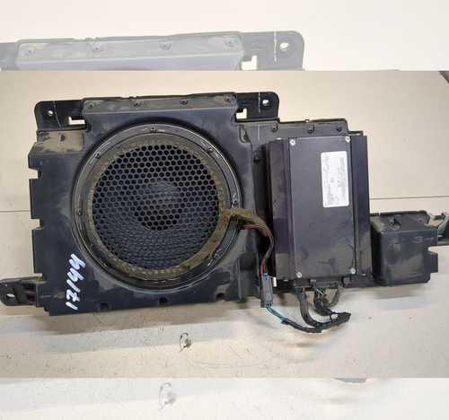 Сабвуфер Hummer H3, 2006