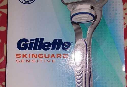 Бритвенный станок Gillette Skinguard Sensitive