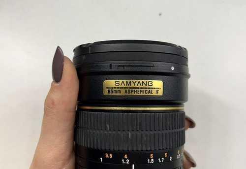 Объектив Samyang 85mm f/1.4 AS IF UMC