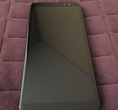 Samsung Galaxy A8 (2018), 4/32 ГБ