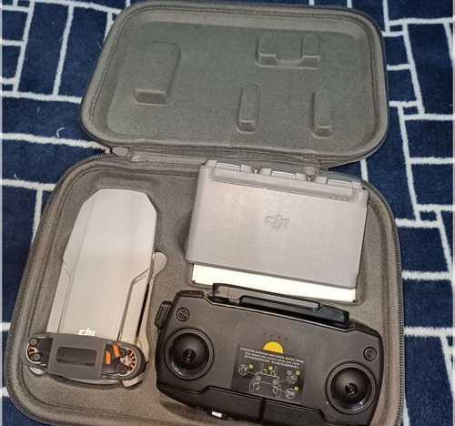 DJI Mini SE Fly More Combo