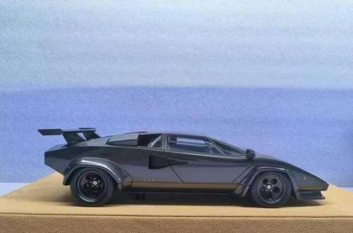 IM067E Lamborghini Countach LP5000S 1985 1:18