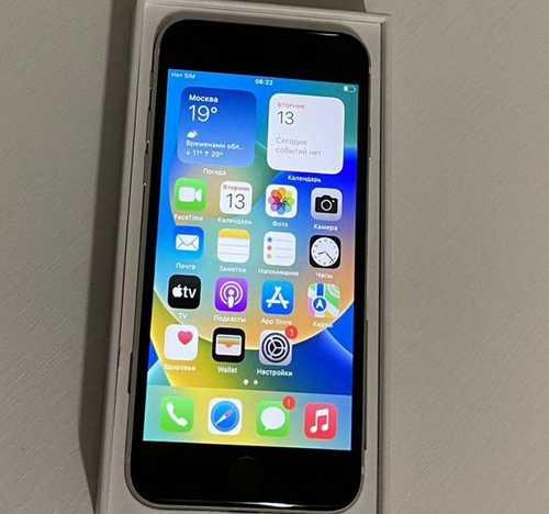 iPhone SE (2020), 64 ГБ