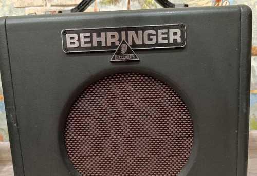 Гитарный комбоусилитель Behringer GX-108 (15Вт)