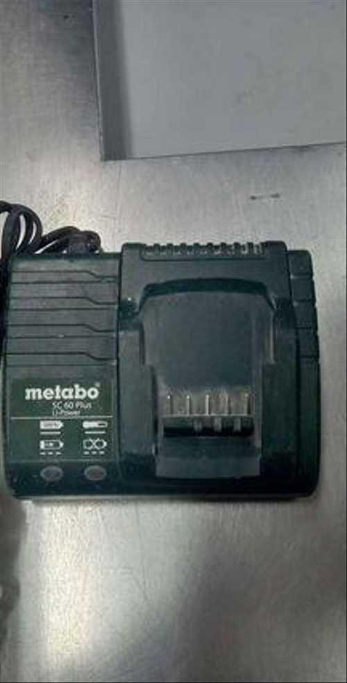 Зарядное устройство для шуруповерта metabo