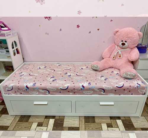 Кровать кушетка 80х200 /160x200 бримнэс/икеа