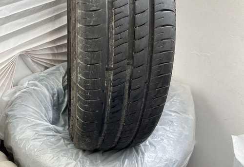 Kumho 792 205/60 R16