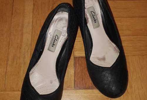 Туфли женские черные Clarks 37 размер