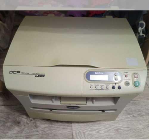 Принтер с мфу лазерный Brother DCP-7010R