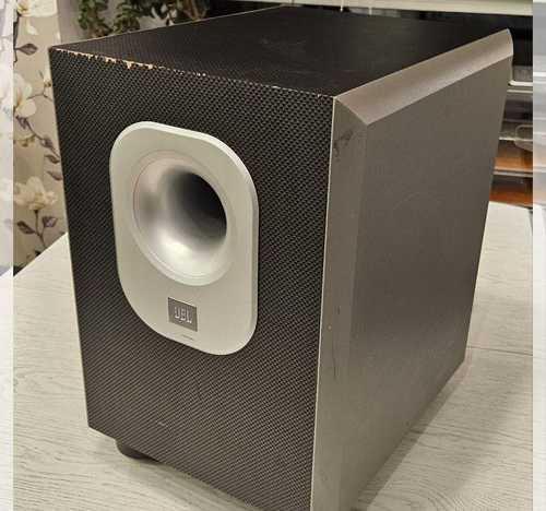 Активный сабвуфер jbl 200/230