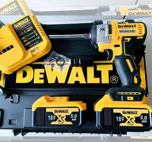 Гайковёрт бесщеточный мощный Dewalt