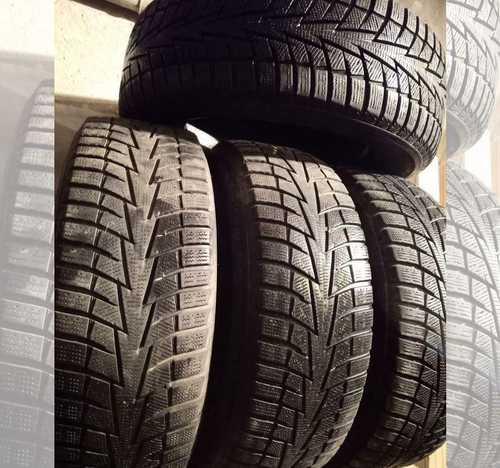 Hankook Winter I'Cept X RW10 235/65 R17