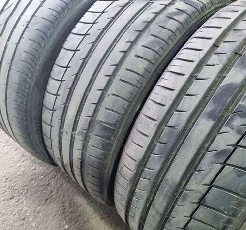 Triangle Sportex TSH11 235/45 R18 98Y