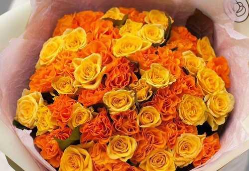 Букет из 51 оранжевой и желтой розы 35-40 см (Росс