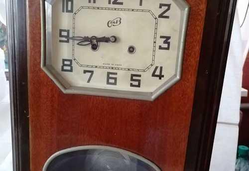 Часы настенные механические СССР