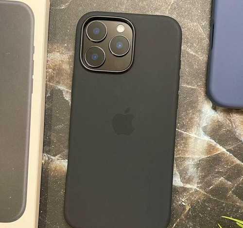 Чехол на iPhone 16 Pro Max Silicone Case