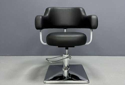 Кресло в парикмахерскую новое