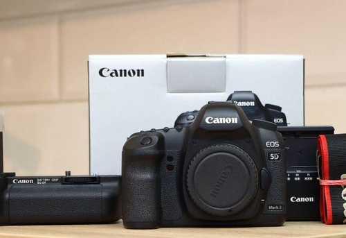 Canon 5D mark II +батблок 32 тыс. кадров