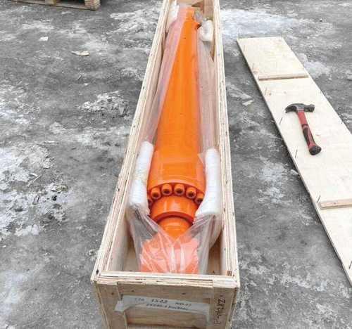 Гидроцилиндр ковша Hitachi ZX250H-3G