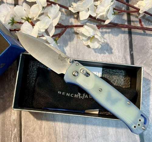 Нож складной benchmade переливающийся