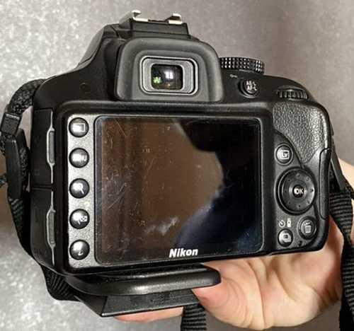 Nikon D3300 + Kit 18-55