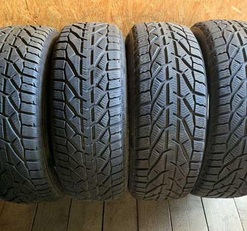 Tigar SUV Winter 235/60 R18 107H