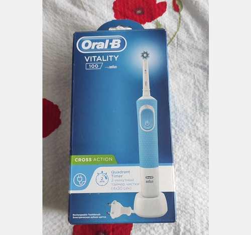 Зубная щетка Oral-B Vitality 100