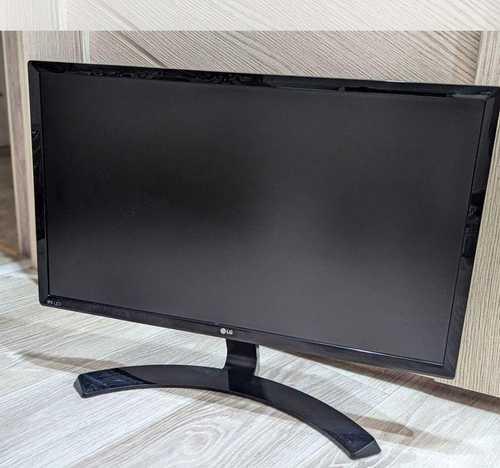 Монитор LG 22" Full HD